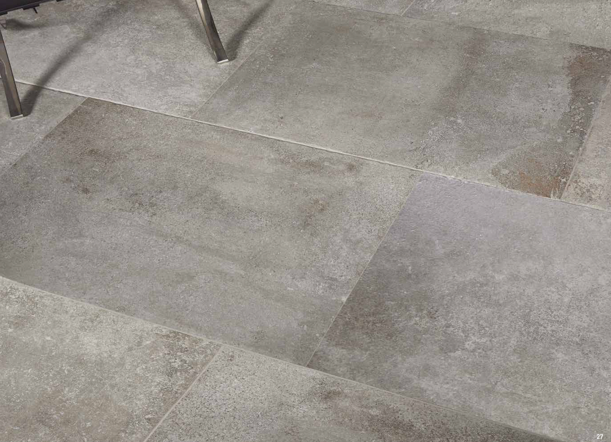 BASTION GRIS — Earth Wood & Stone